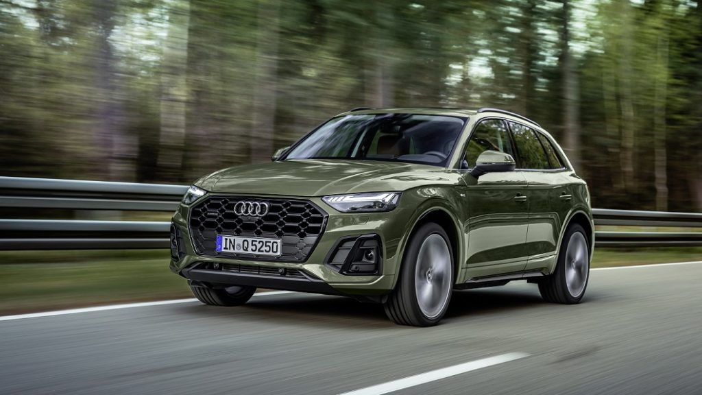 小改款Q5發表亮相 首度植入觸控螢幕與OLED尾燈 | 地球黃金線