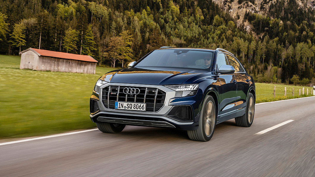 507匹V8雙渦輪增壓引擎出線 SQ7與SQ8新增汽油動力 | 地球黃金線