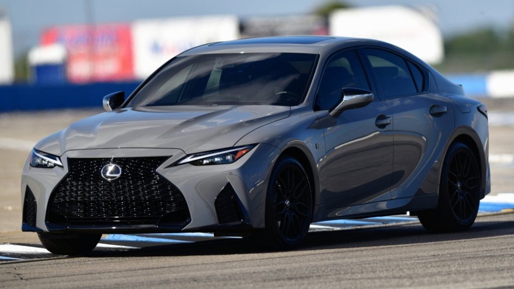 IS 500 F Sport Per.首發版好料全上身 500輛買完為止 | 地球黃金線