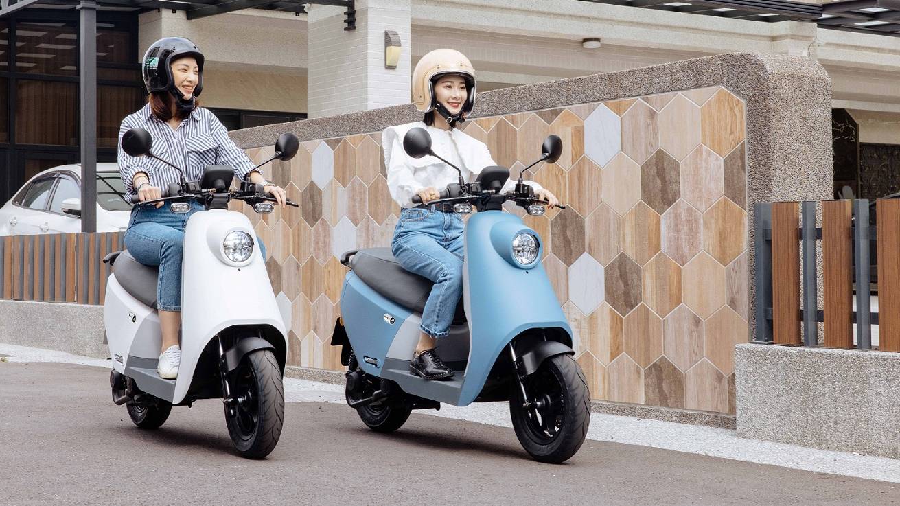 宏佳騰Ai-4 Ever建議售價59,980元！ 與PBGN聯盟輕型電動機車比較差異 | 地球黃金線