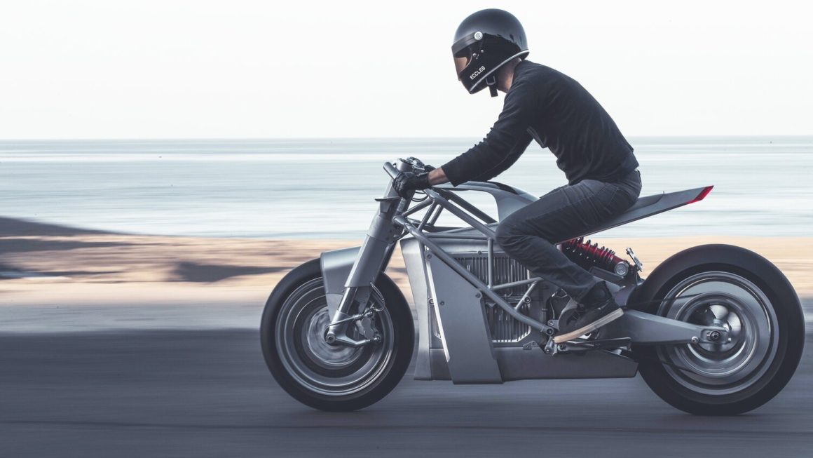 英國電動重機XP Zero美國CES展曝光 外型超科幻！加速更剽悍 | 地球黃金線