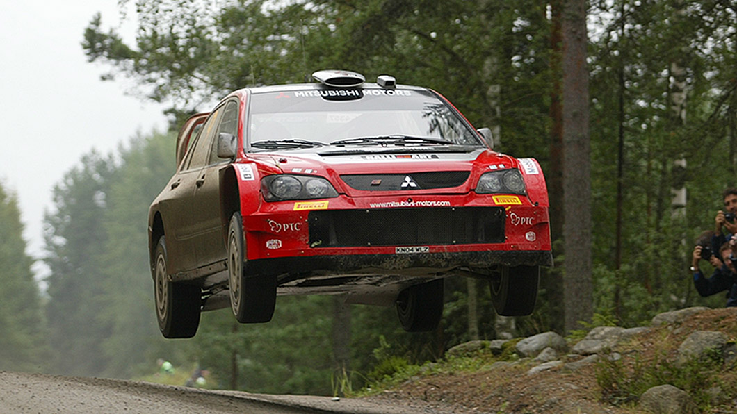 三菱Outlander Ralliart傳明年亮相 2.4升PHEV榨300匹馬力！ | 地球黃金線