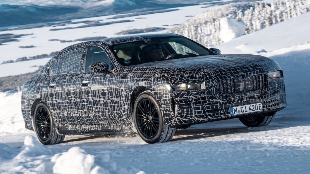 豪華性能旗艦將登場 BMW打造M7將有750匹動力 | 地球黃金線