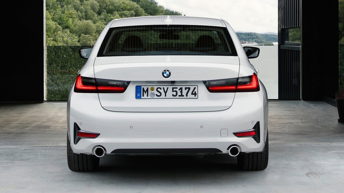 BMW 3系列小改款造型提前外流！ 造型更前衛加48V動力上身 | 地球黃金線