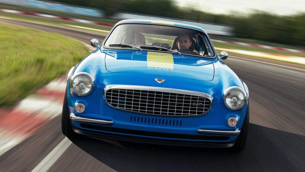 Volvo跟Cyan Racing聯手復刻P1800經典跑車 北美入手價破2千萬台幣 | 地球黃金線