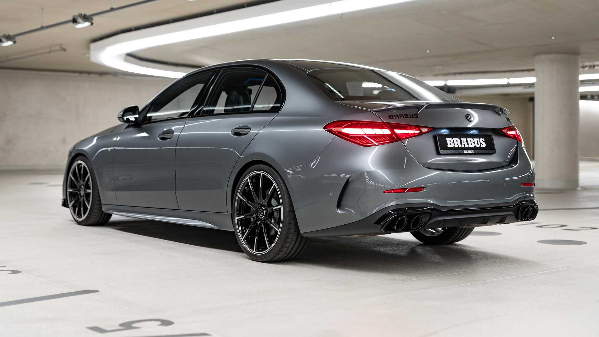 Brabus推出賓士C-Class改裝套件 C300升級後馬力上看300匹！ | 地球黃金線