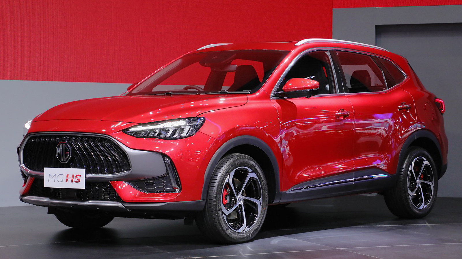 MG重返首發新作HS休旅路試曝光！ 7月27日公開現身後續將有PHEV動力 | 地球黃金線