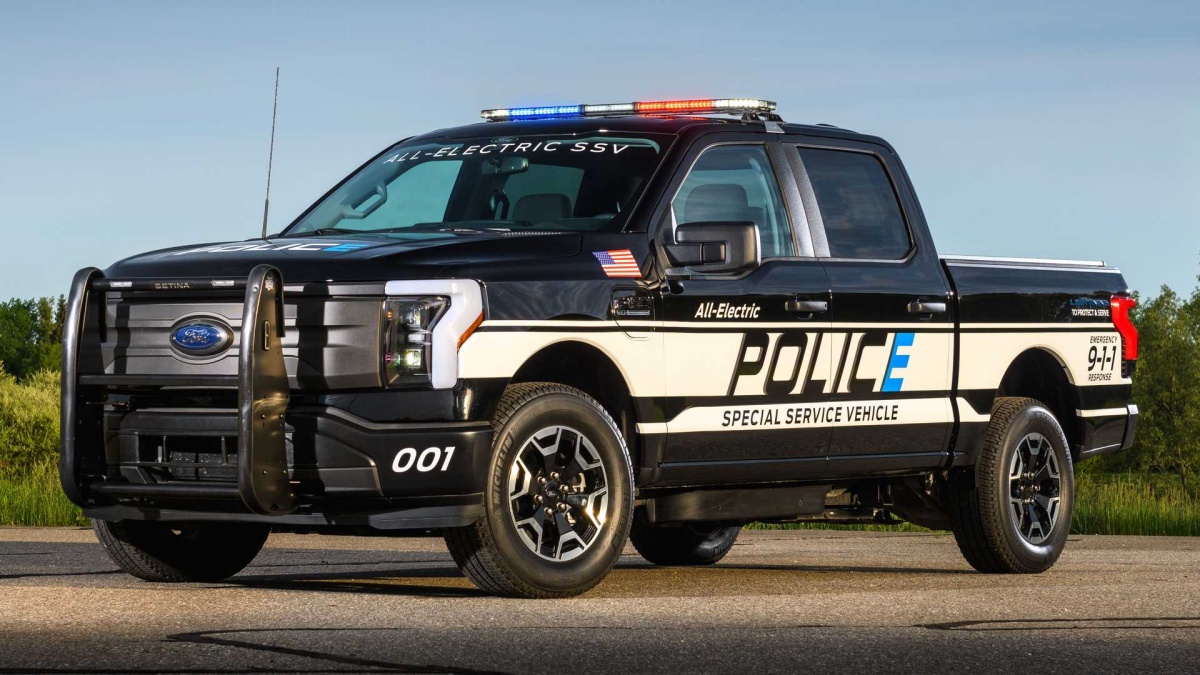 福特F-150 Lightning警車登場 580匹純電皮卡讓罪犯無所遁形！ | 地球黃金線