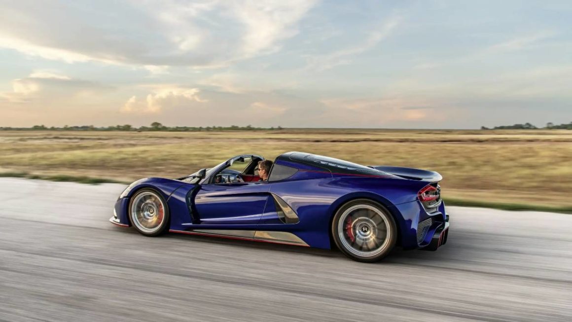 Hennessey Venom F5 Roadster拚最速量產敞篷 不讓Bugatti專美於前 | 地球黃金線