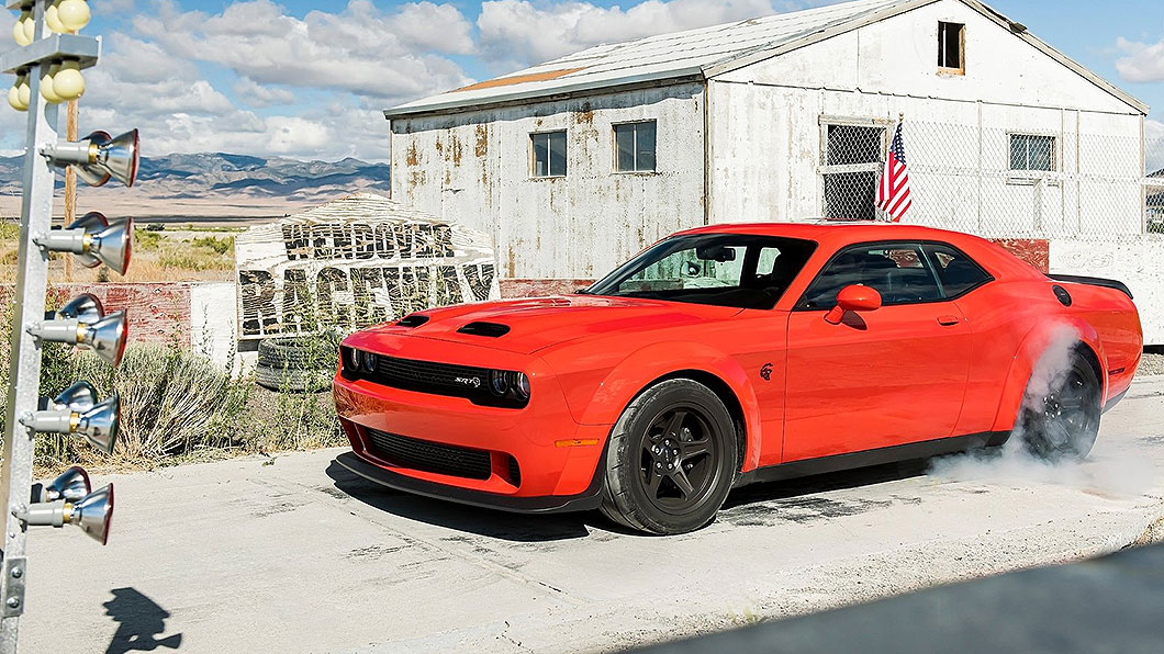馮迪索愛車將不再吃油！ Dodge下一代Charger與Challenger轉型純電 | 地球黃金線