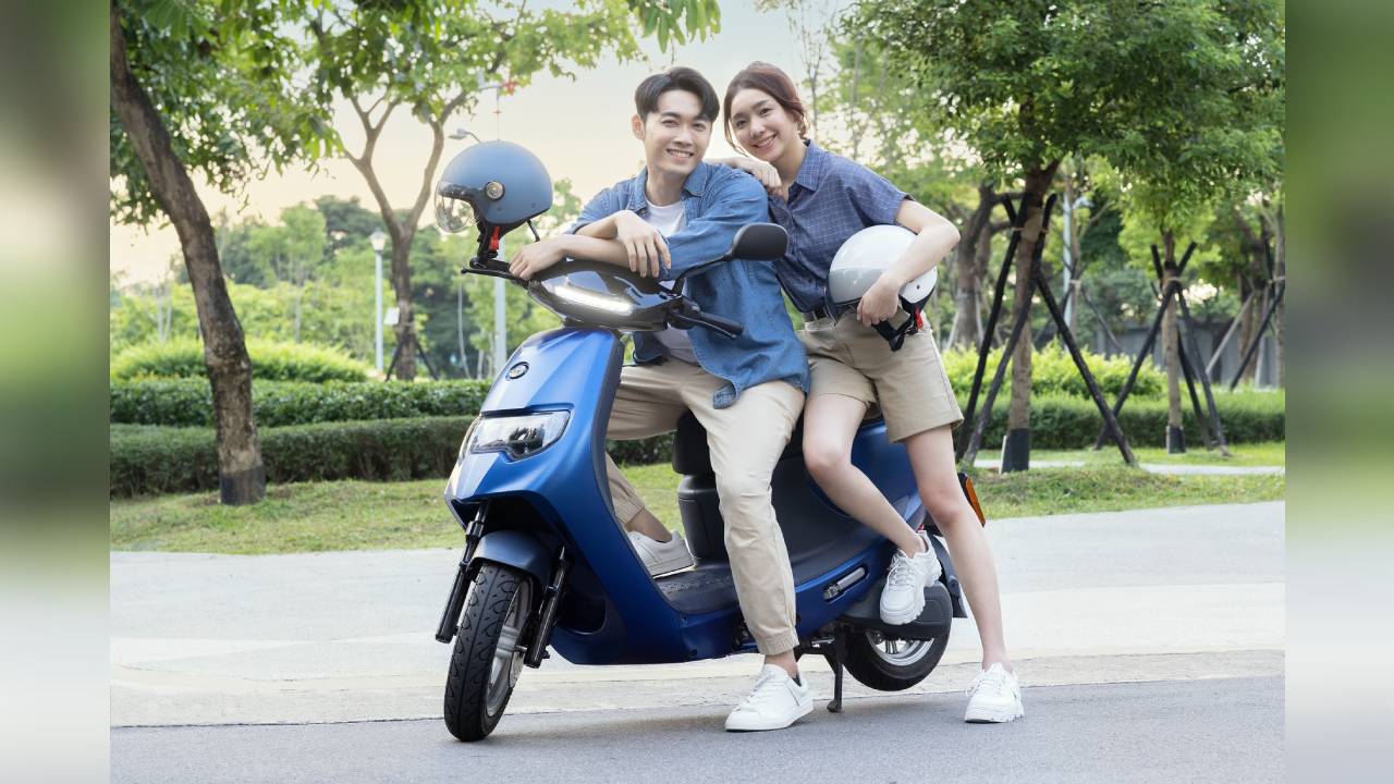 中華eMoving快充白牌機車勁炫125上市 售價77,900元起再推99元最低資費 | 地球黃金線