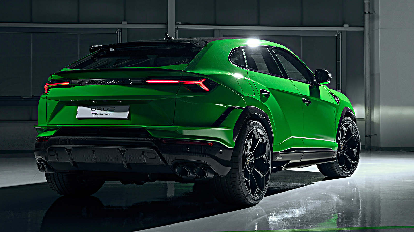 Urus Performante挾666匹馬力曝光 動力僅漲16匹就奪派克峰最速休旅頭銜 | 地球黃金線