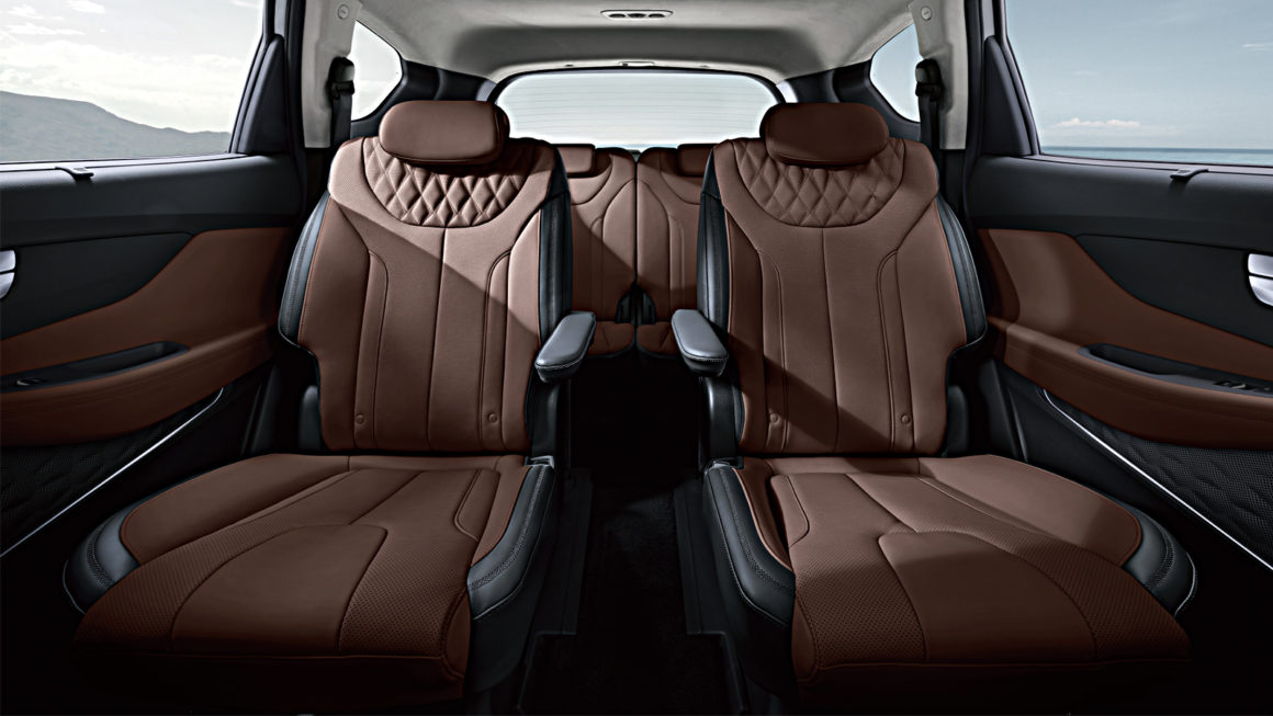 Hyundai Santa Fe新增6人座Royal Seat尊榮版 雙車型171.9萬起上市開賣 | 地球黃金線