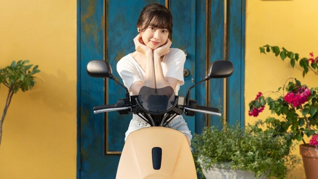 中華eMoving EZ1芒果雪酪新色登場 售價5.99萬元營造橘黃活力正能量 | 地球黃金線