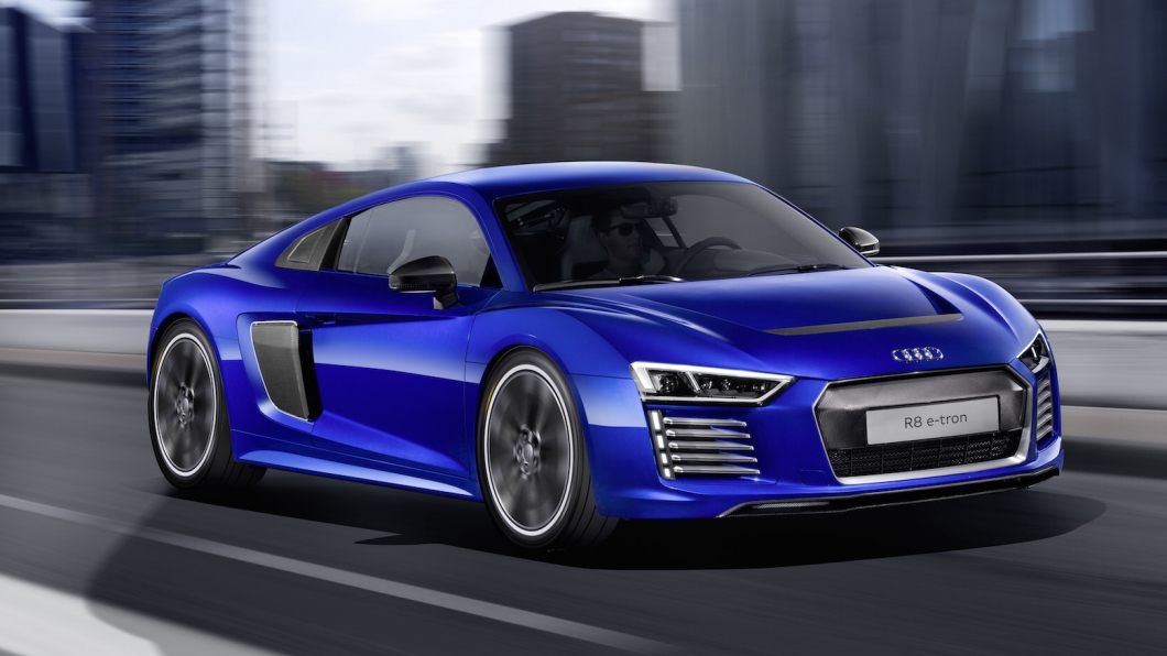 不跟Lamborghini玩了！ Audi傳用Porsche平臺開發下一代R8 | 地球黃金線