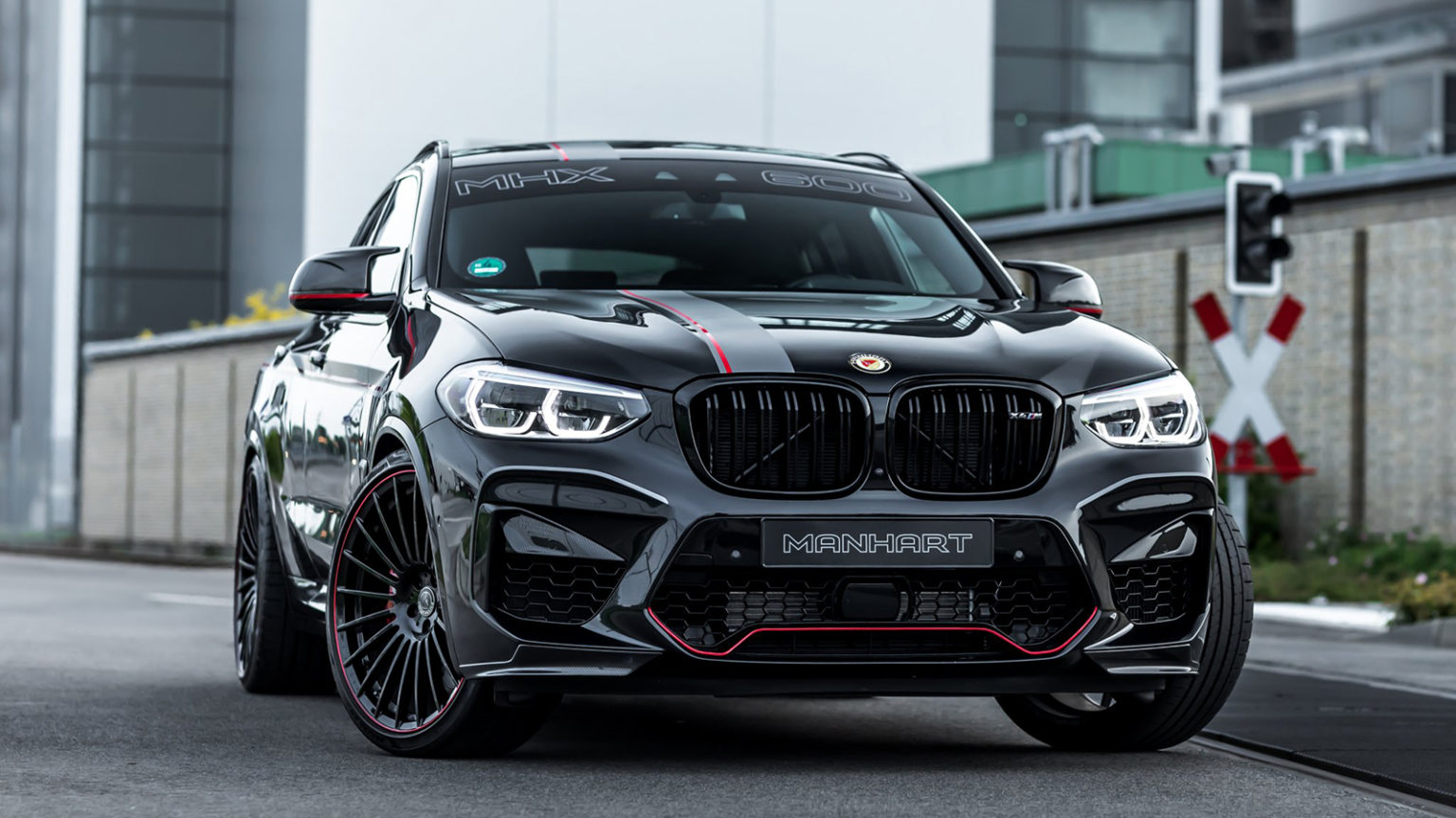 X4 M Competition狂炸635匹馬力 Manhart發力BMW跑旅化身性能野獸 | 地球黃金線