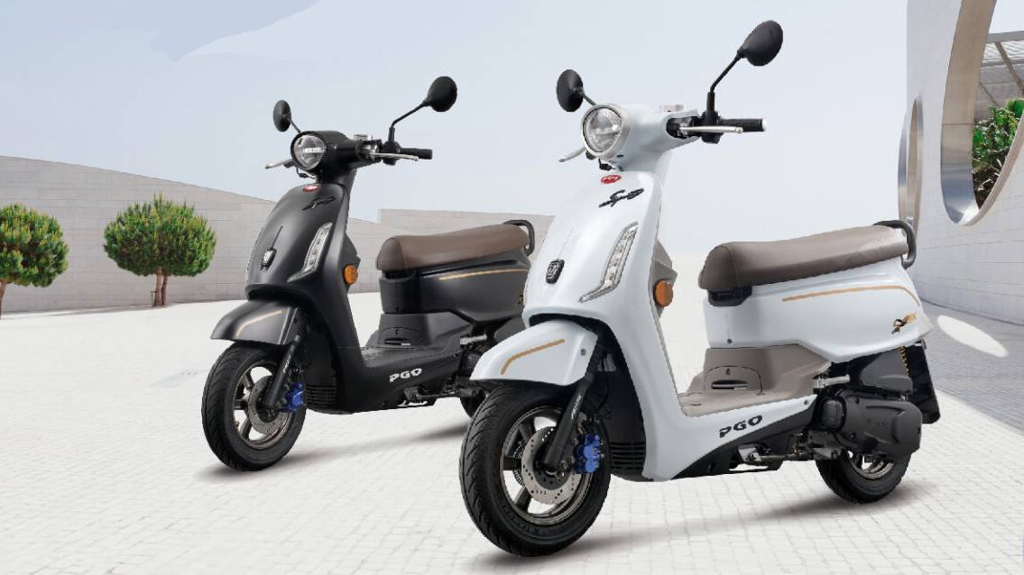 PGO Spring 125 B&W特仕版標配Keyless 雙車型新登場售價85,800元起 | 地球黃金線