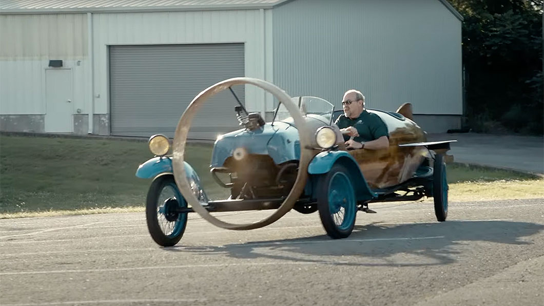 這才是真正地面飛行器！ 1932年Helicron超稀有螺旋槳汽車 | 地球黃金線