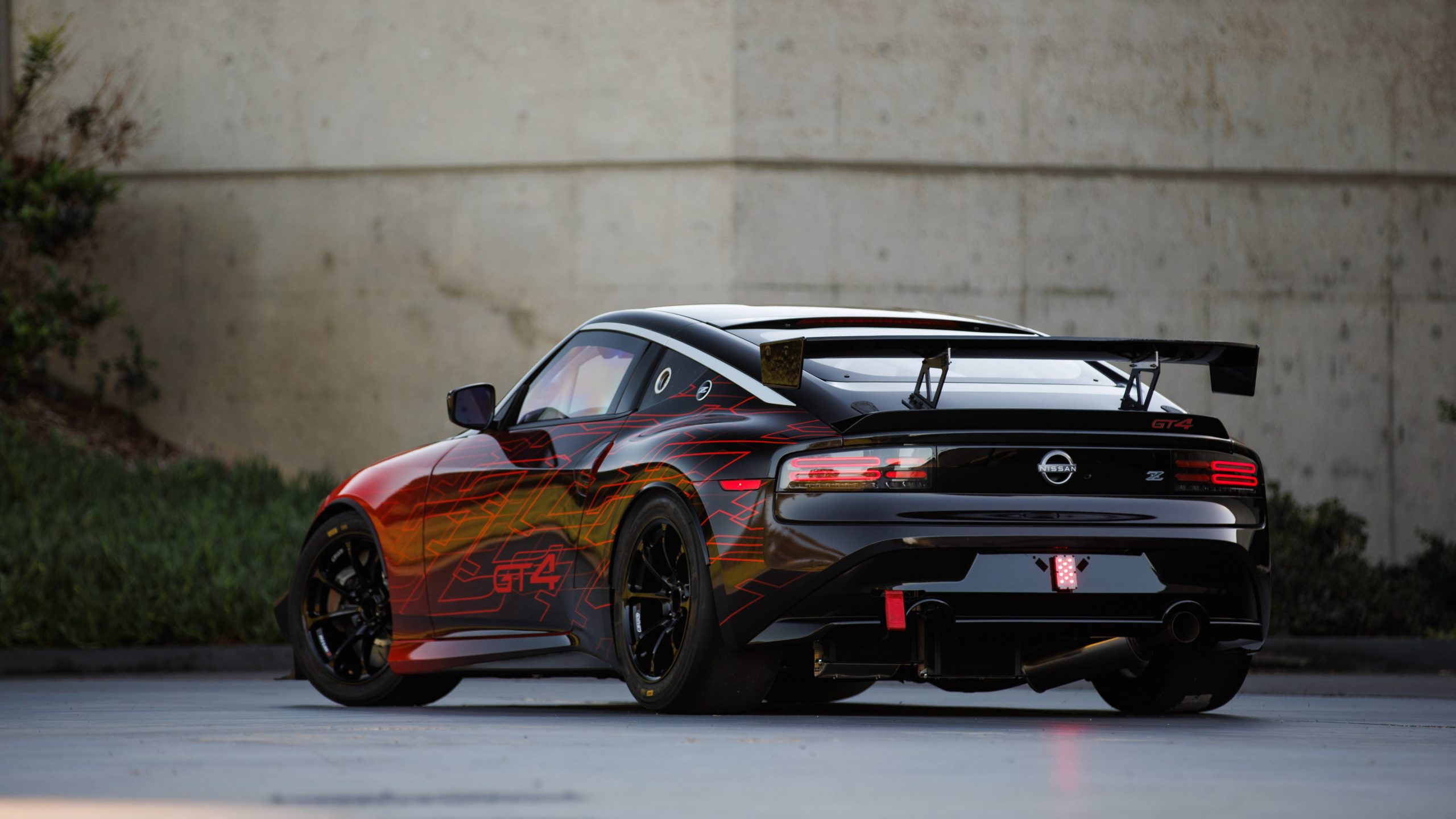 Nissan Z GT4賽車SEMA展公布性能數據 與GR Supra恩怨將延燒到賽場廝殺？ | 地球黃金線