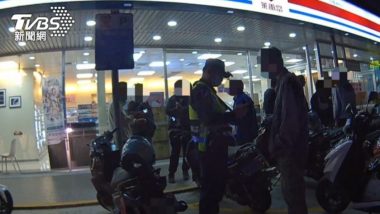 深夜不睡覺32人車聚夜遊擾民 台中警拔槍喝止秒變乖！ | 地球黃金線