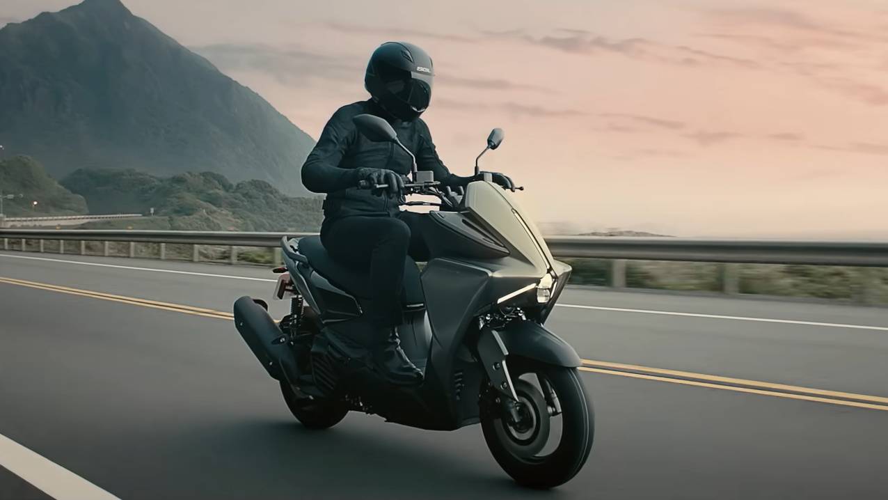 Yamaha Augur 155旗艦新車登場 搭載世界首發頭燈科技售價11.8萬元 | 地球黃金線