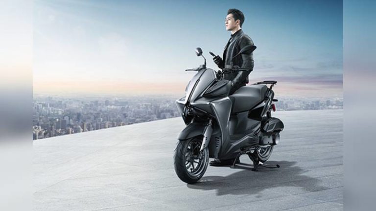Yamaha Augur 155旗艦新車登場 搭載世界首發頭燈科技售價11.8萬元 | 地球黃金線