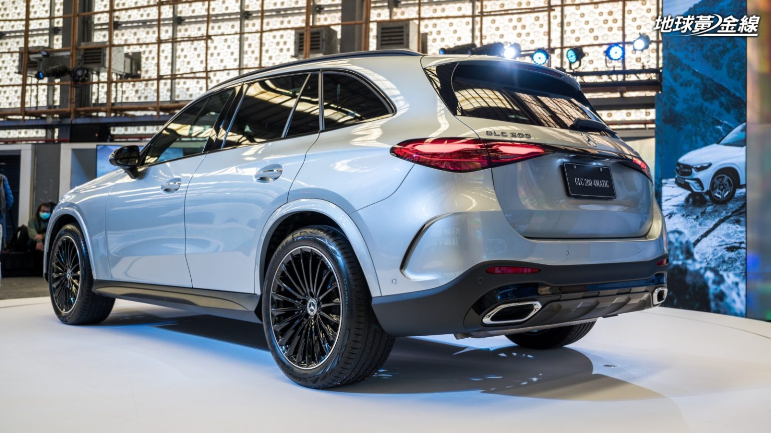 Mercedes-Benz大改款GLC接單破兩千！ 雙動力266萬起在台上市 | 地球黃金線