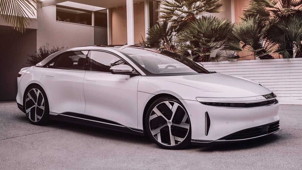 Lucid Air歐洲上市成續航力唯一破800公里電動車 當地售價比美國貴193萬！ | 地球黃金線