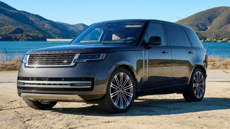 JLR靠「這3款」新車撐起驚人銷售量！ 2022年第四季累積21.5萬張訂單 | 地球黃金線