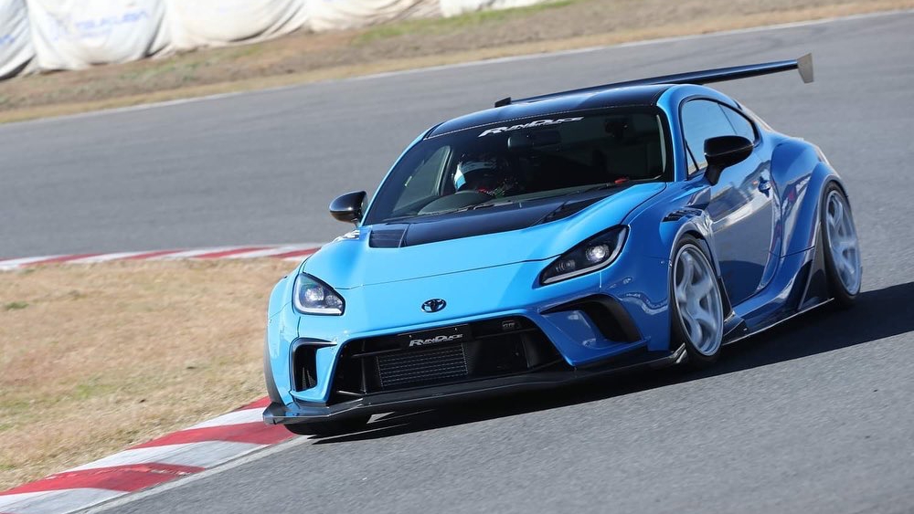 Varis GR86寬體套件人氣超旺 2023東京改裝車展中獲最優秀賞！ | 地球黃金線