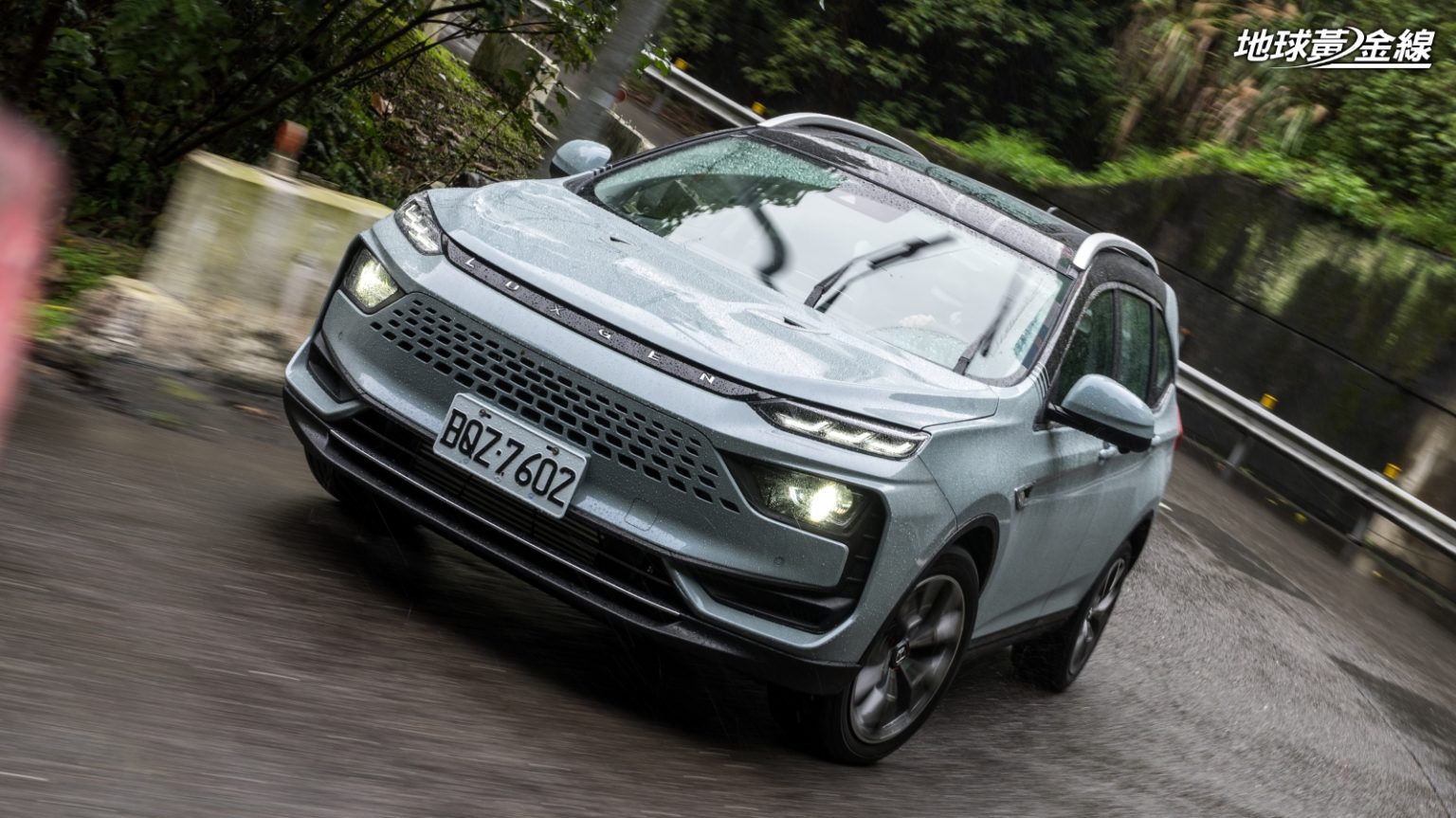 試駕／Luxgen URX Neo 7人座大生活家 改頭換面的誠意之作！ | 地球黃金線