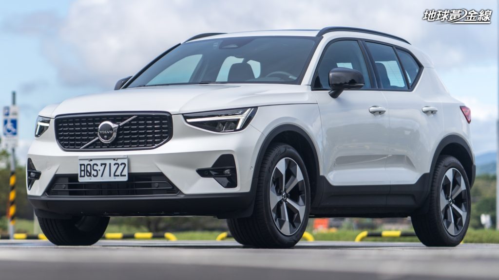 試駕／Volvo XC40 Ultimate B5 AWD 科技感升級的北歐頂規跨界！ | 地球黃金線