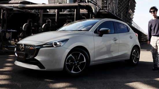 小改款Mazda2提供198種配色組合 換裝新型水箱護罩繼續再戰！ | 地球黃金線