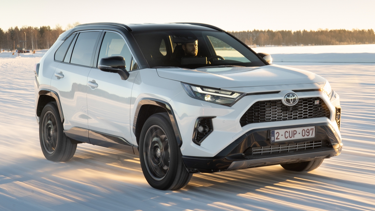 Toyota RAV4 GR Sport版真香！ 雙動力歐洲報價151.6萬起上市 | 地球黃金線