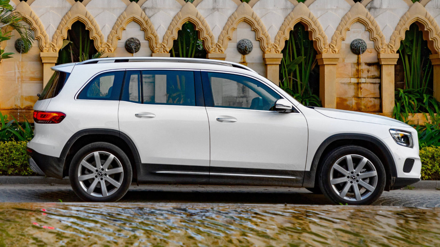 網發文誤判GLB比GLC大又便宜？ 老司機「2關鍵」點破錯誤認知！ | 地球黃金線