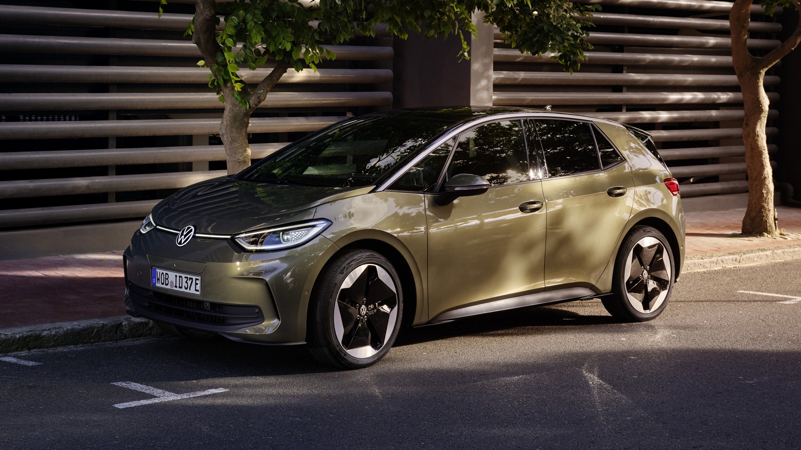 ID.3小改款面容微調數位化升級 螢幕放大12吋再植AR擴增實境HUD | 地球黃金線