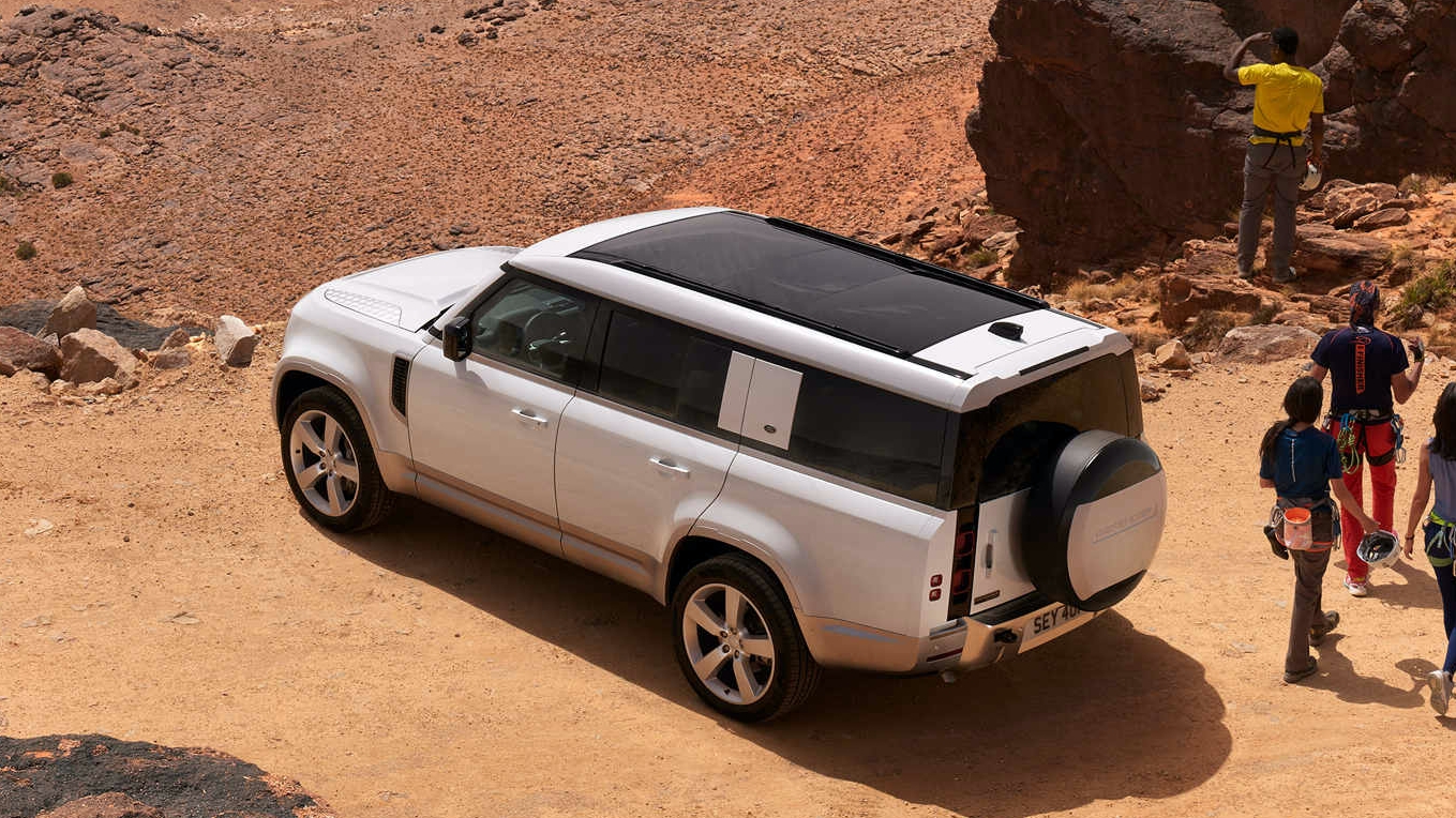 Land Rover Defender 130在台上市 正式價格446萬起比預售價便宜14萬！ | 地球黃金線