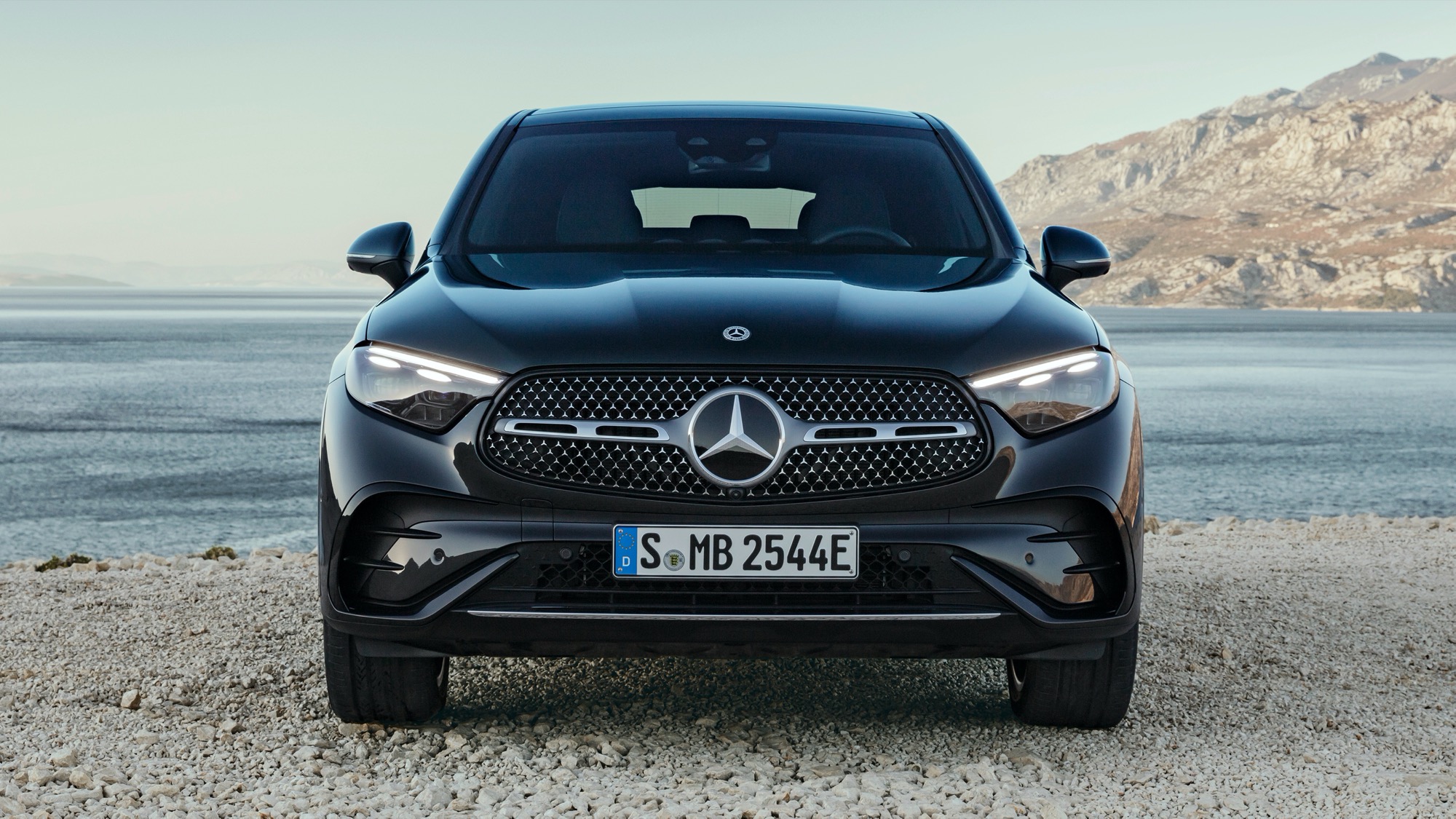 大改款賓士GLC Coupe正式發表 提供48V輕油電與PHEV多種動力選項 | 地球黃金線