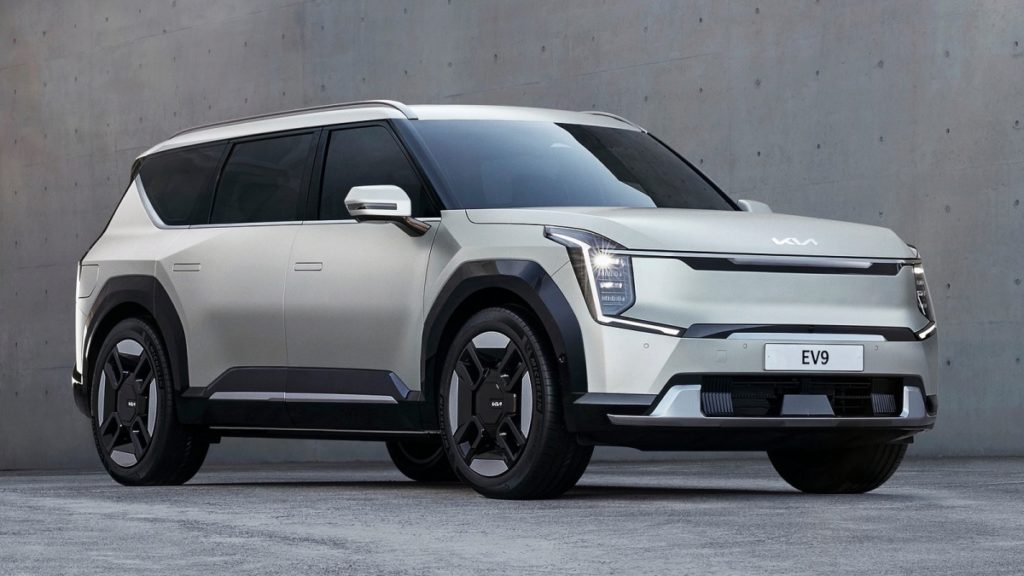 照到縮小燈的EV9？ Kia EV5全新電動休旅11月先在中國開賣！ | 地球黃金線