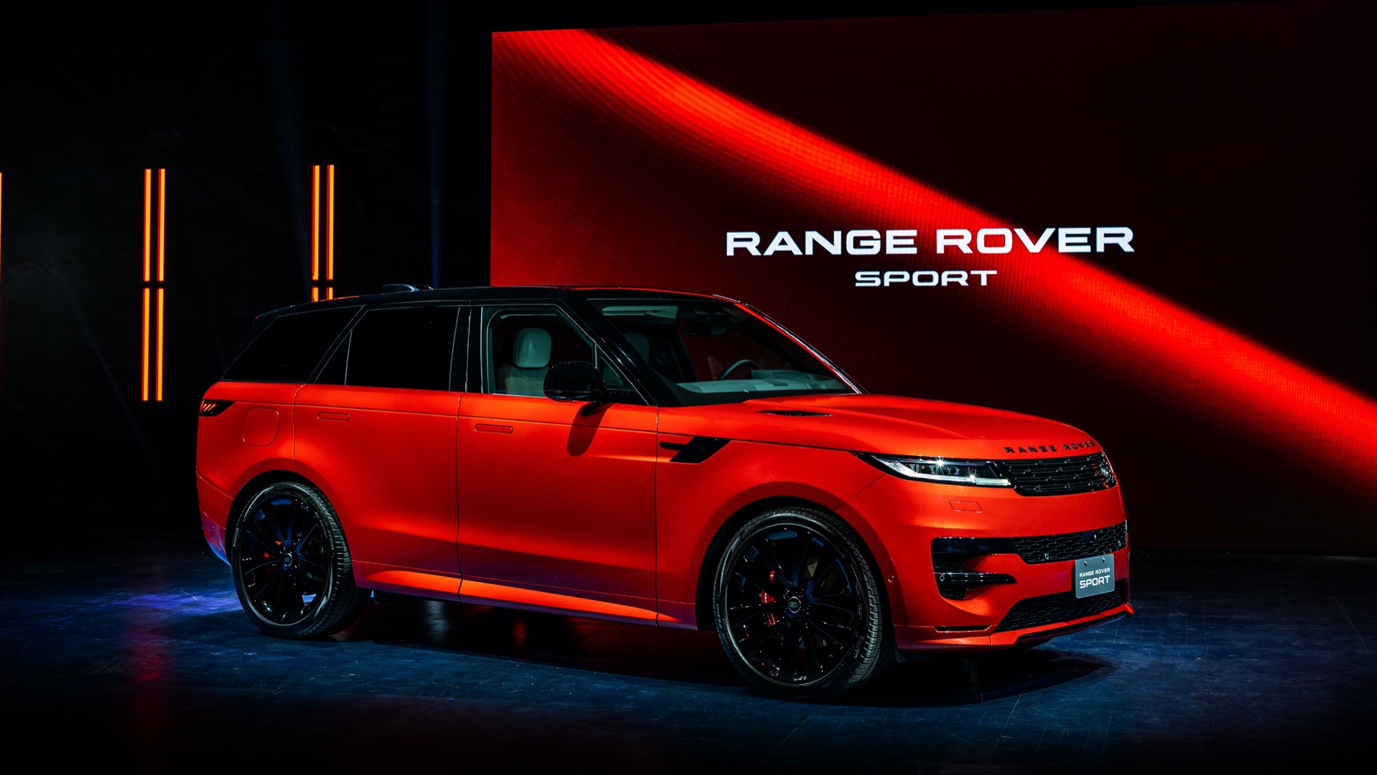 全新Range Rover Sport在台導入雙車型 正式售價459萬起比預售價便宜18萬！ | 地球黃金線