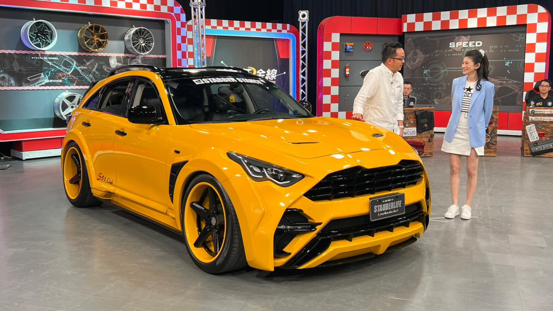 Infiniti FX35致敬Urus？ 個性化俄羅斯外觀套件實現休旅蠻牛心願！ | 地球黃金線