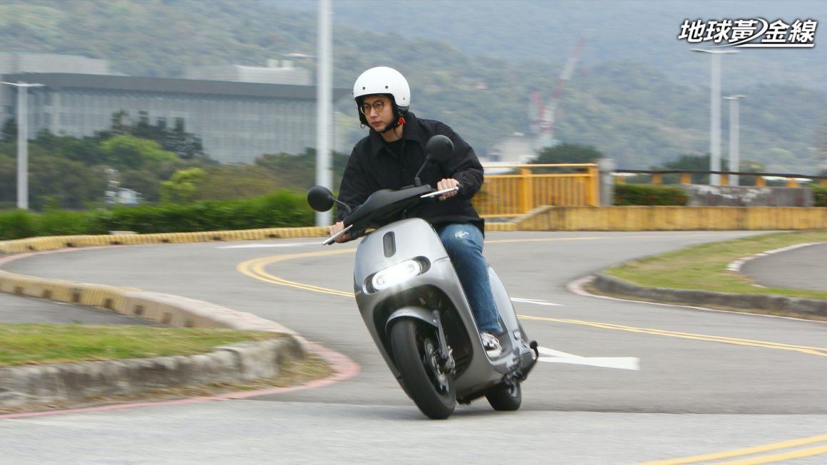 試駕／Gogoro Premium 降價超過2千元還能選配4輪科技 | 地球黃金線