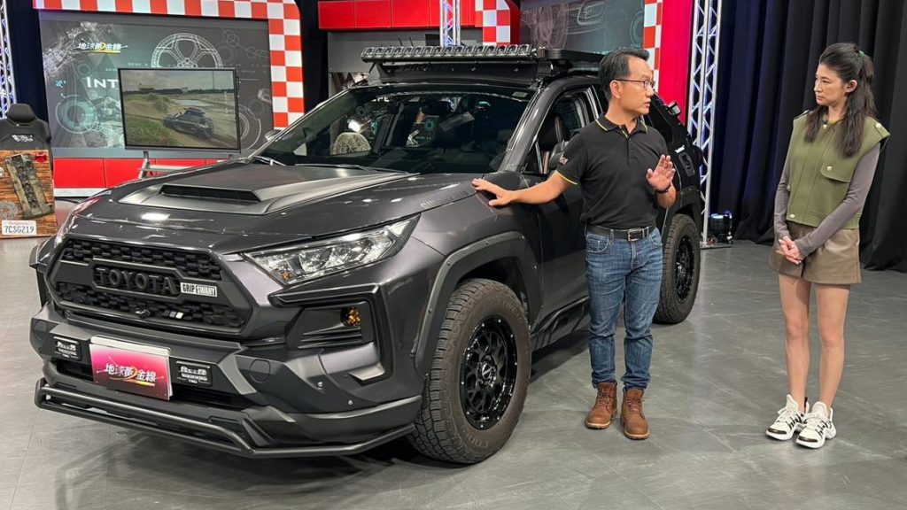 Toyota RAV4變身越野硬漢 適度升級後爬山溯溪樣樣行 | 地球黃金線