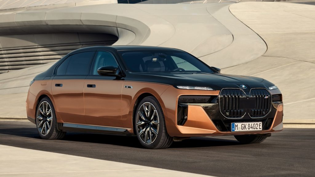 BMW i7 M70 xDrive挾660匹馬力首演現身 國內預計年底前引進 | 地球黃金線