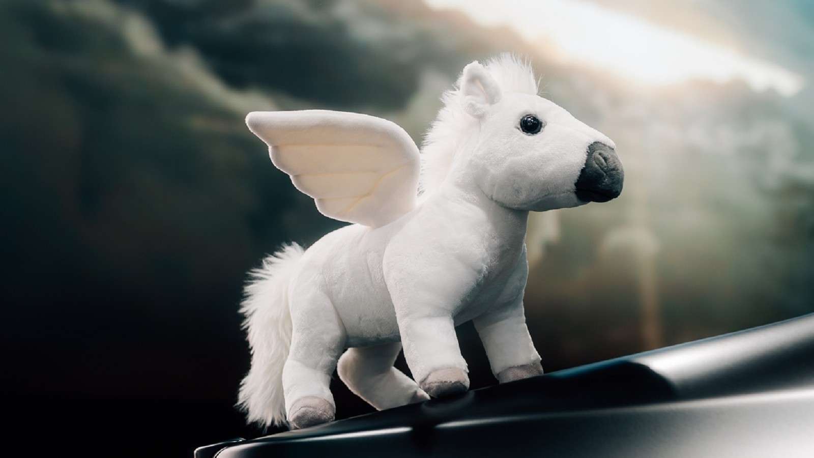 最「仙氣」的BMW預告4月27日登臺 線上商店限定2200元就能擁有！ | 地球黃金線