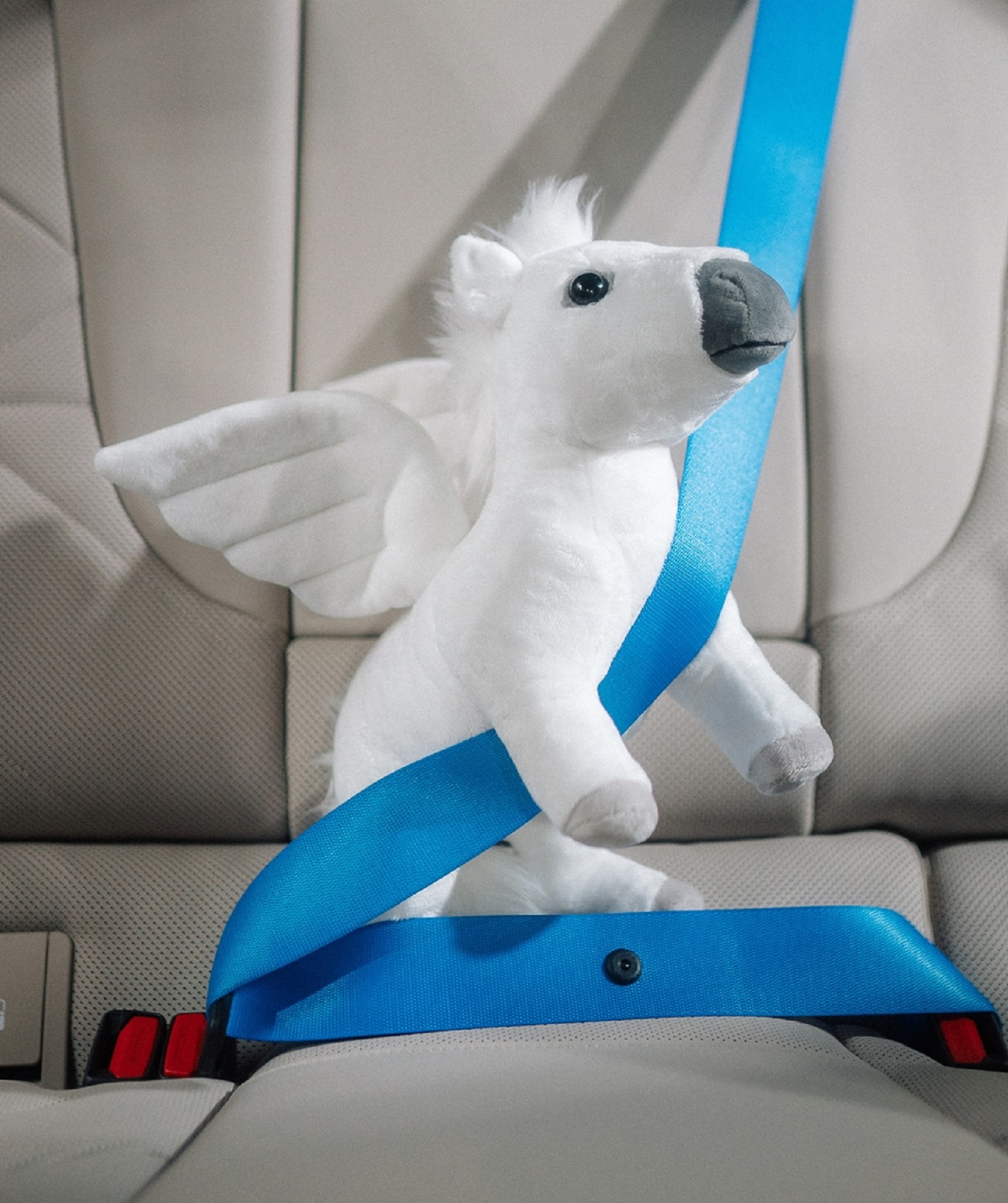 最「仙氣」的BMW預告4月27日登臺 線上商店限定2200元就能擁有！ | 地球黃金線