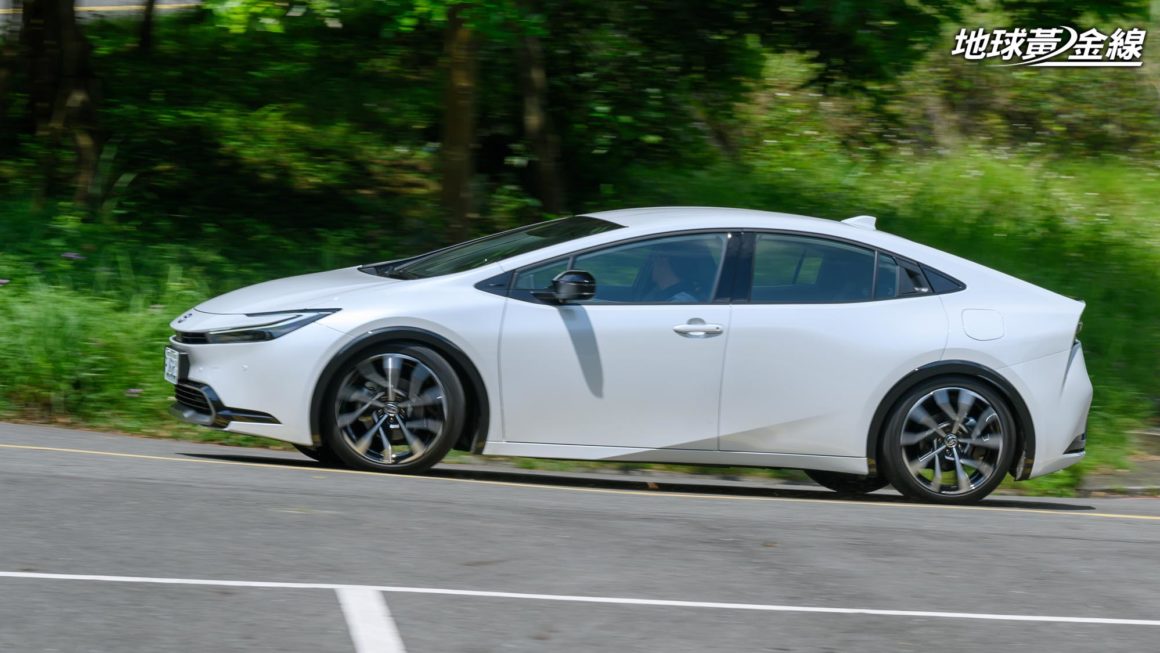 試駕／Prius PHEV跨入電動時代不焦慮 動力升級操駕更有感 | 地球黃金線