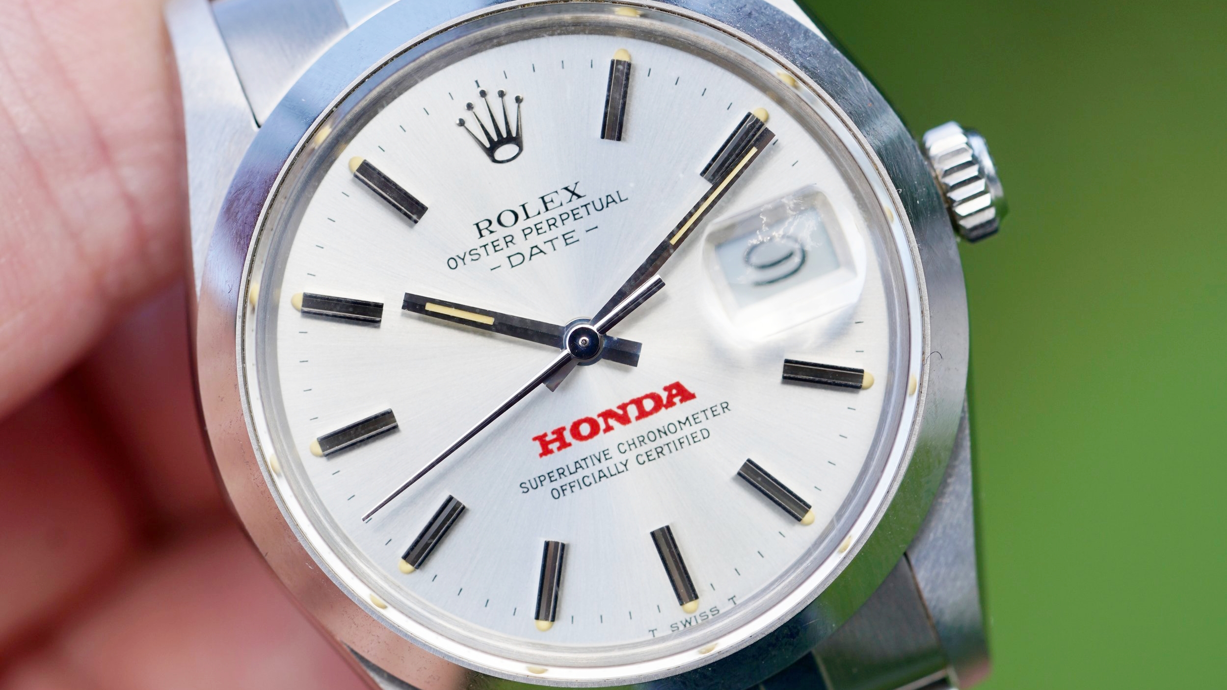 本田金牌業代獎品竟是「勞力士」！ 盤面印有Honda已知現存僅有2枚 | 地球黃金線