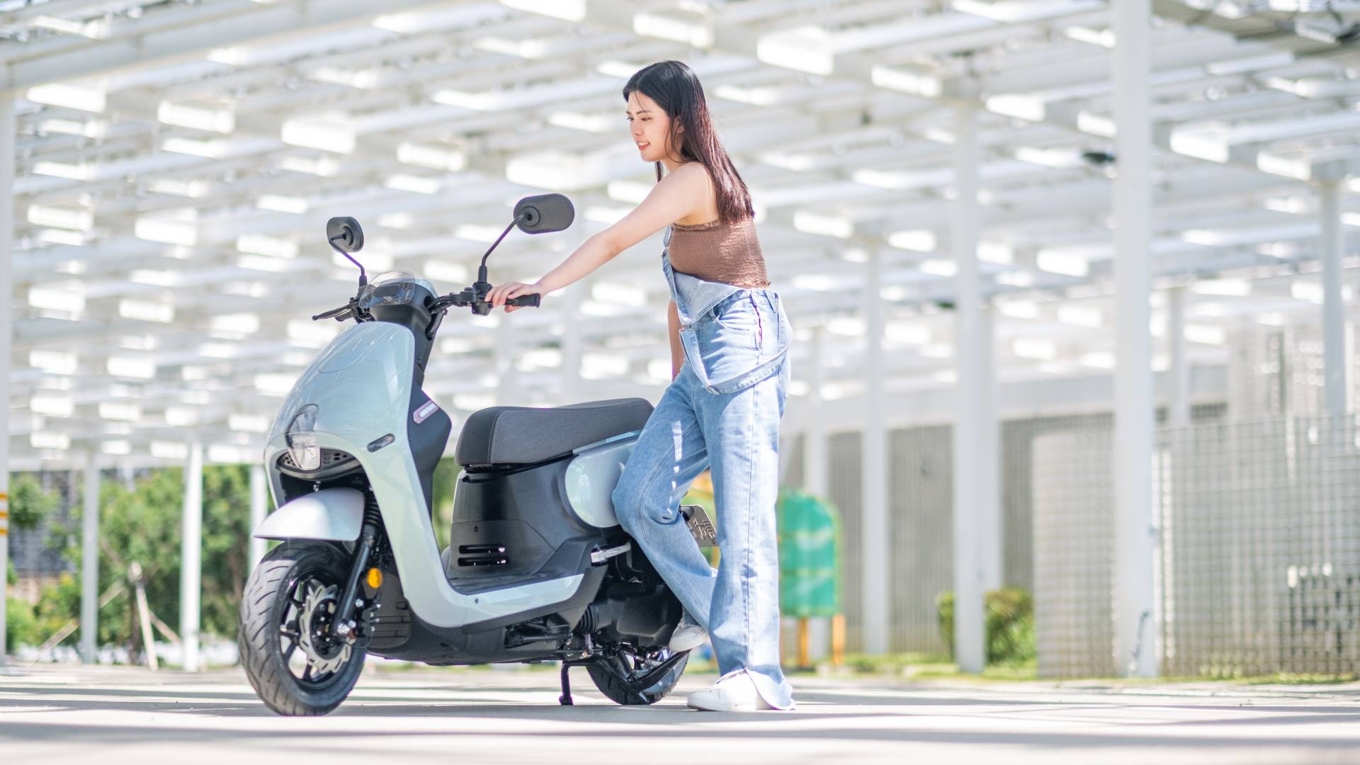 SYM CLBCU解決女性用車「11痛點」 搭三陽「獨家省油技術」首購價7.68萬起 | 地球黃金線