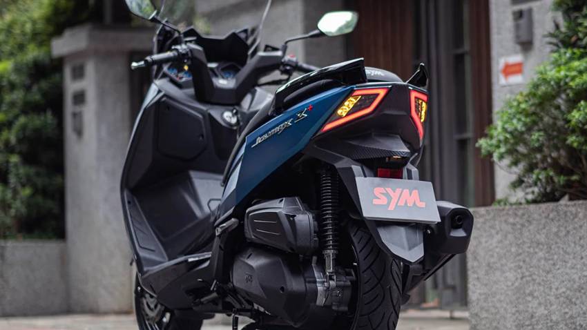 SYM Joymax Z+小改17.8萬上市 三陽「入門黃牌大羊」配備再升級！ | 地球黃金線